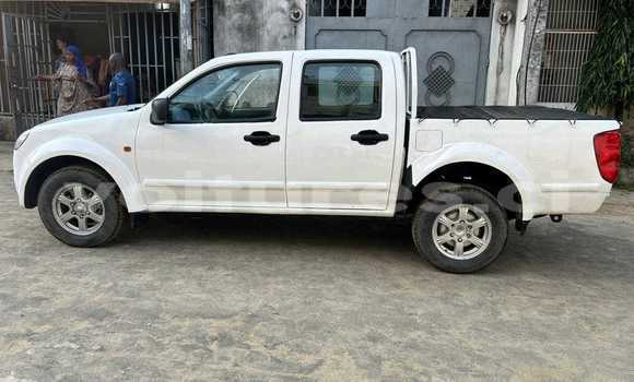 Acheter occasion voiture isuzu d–max blanc à abidjan, abidjan - voitures.ci