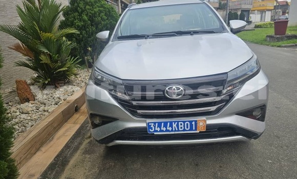 Acheter occasion voiture toyota rush gris à abidjan, abidjan - voitures.ci