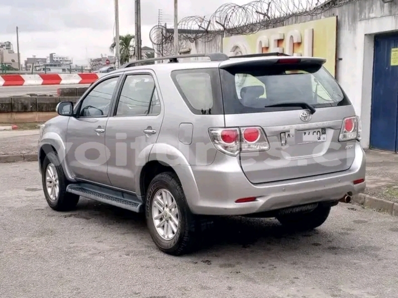 Buy used toyota fortuner green car in aboisso in ivory coast - voitures.ci